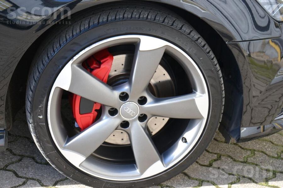 Black Audi A6 2018 in Riga, with an engine capacity of 3.00 L and mileage of 0 thousand km for 18800 €, photo 21 on AUTOMOTO.COM.LV