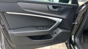 Black Audi A6 2018 in Vilnius, with an engine capacity of 2.97 L and mileage of 232 thousand km for 23500 €, photo 13 on AUTOMOTO.COM.LV