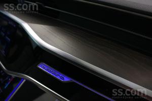 Black Audi A6 2018 in Riga, with an engine capacity of 3.00 L and mileage of 196 thousand km for 27000 €, photo 32 on AUTOMOTO.COM.LV