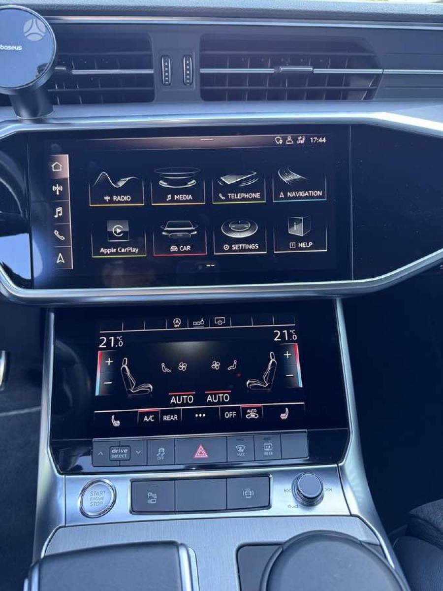 Black Audi A6 2019 in Vilnius, with an engine capacity of 3.00 L and mileage of 246 thousand km for 24900 €, photo 18 on AUTOMOTO.COM.LV