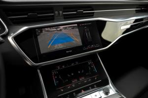 Black Audi A6 2019 in Riga, with an engine capacity of 3.00 L and mileage of 210 thousand km for 24700 €, photo 6 on AUTOMOTO.COM.LV
