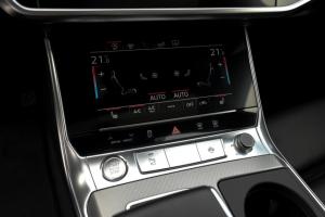 Black Audi A6 2019 in Riga, with an engine capacity of 3.00 L and mileage of 210 thousand km for 24700 €, photo 7 on AUTOMOTO.COM.LV