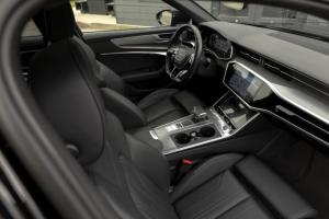 Black Audi A6 2019 in Riga, with an engine capacity of 3.00 L and mileage of 210 thousand km for 24700 €, photo 9 on AUTOMOTO.COM.LV