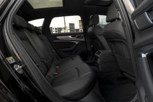 Black Audi A6 2019 in Riga, with an engine capacity of 3.00 L and mileage of 210 thousand km for 24700 €, photo 13 on AUTOMOTO.COM.LV