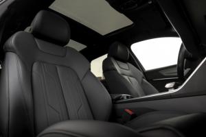Black Audi A6 2019 in Riga, with an engine capacity of 3.00 L and mileage of 210 thousand km for 24700 €, photo 14 on AUTOMOTO.COM.LV