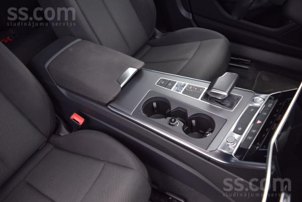 Black Audi A6 2019 in Riga, with an engine capacity of 3.00 L and mileage of 199 thousand km for 18800 €, photo 5 on AUTOMOTO.COM.LV