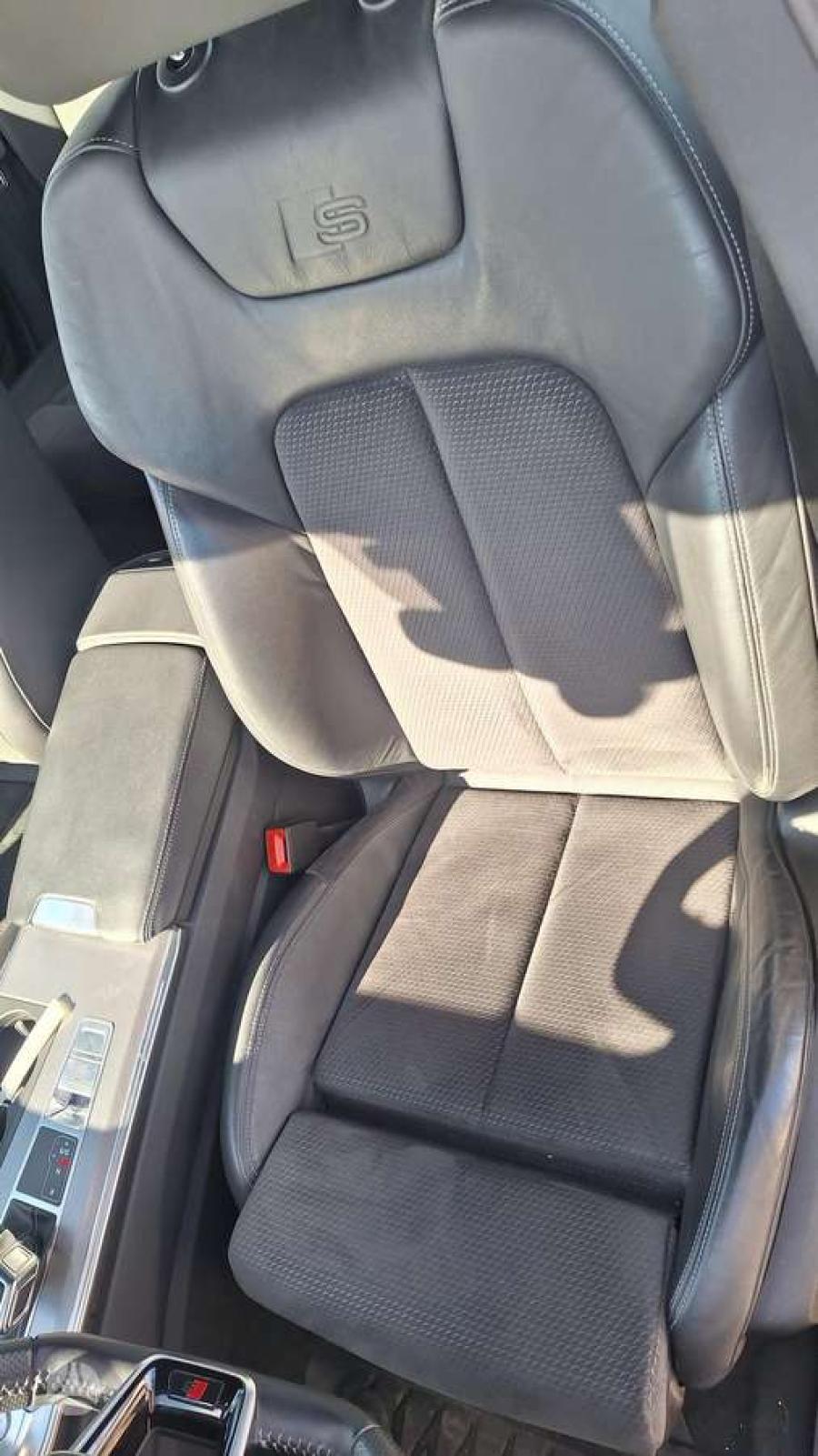 Black Audi A6 2019 in Kaunas, with an engine capacity of 2.00 L and mileage of 211 thousand km for 23950 €, photo 18 on AUTOMOTO.COM.LV