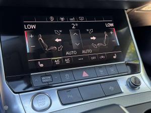 Black Audi A6 2019 in Jonava, with an engine capacity of 2.00 L and mileage of 205 thousand km for 18250 €, photo 43 on AUTOMOTO.COM.LV