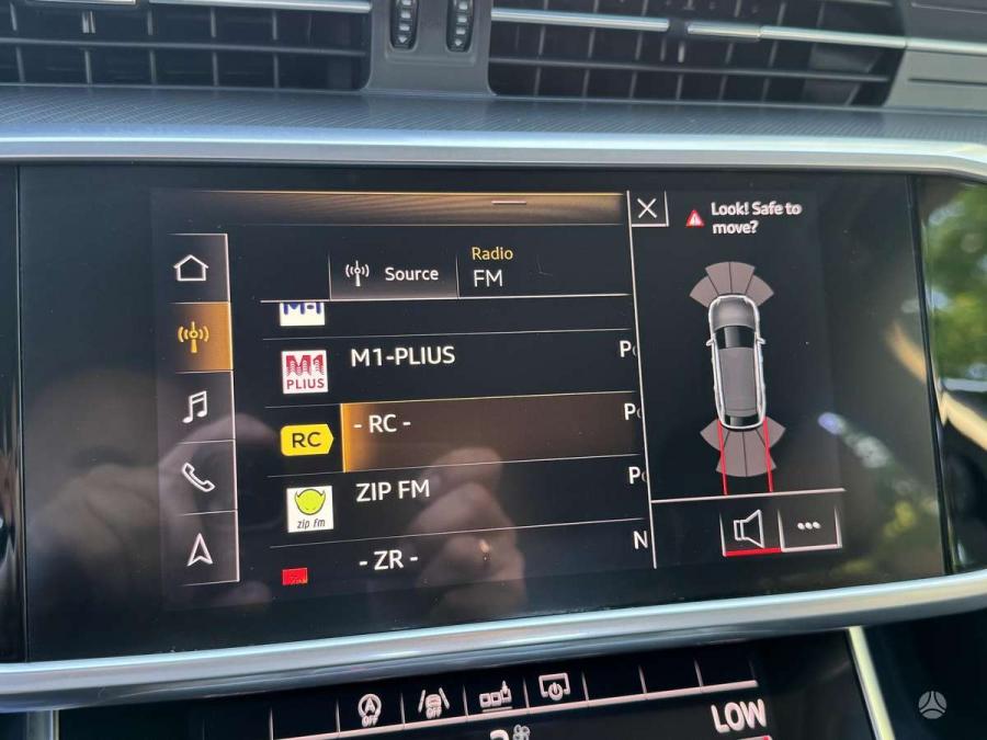 Black Audi A6 2019 in Jonava, with an engine capacity of 2.00 L and mileage of 205 thousand km for 18250 €, photo 48 on AUTOMOTO.COM.LV