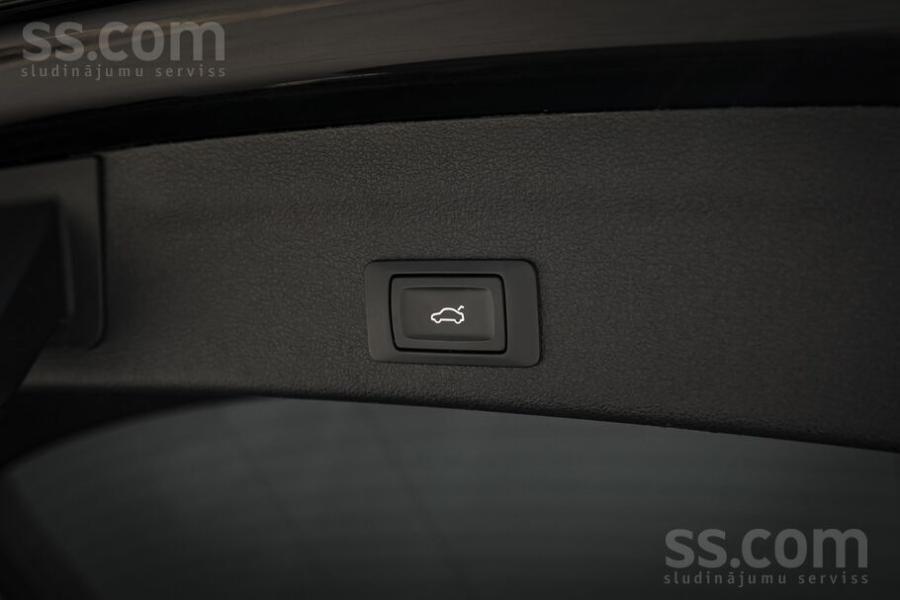 Black Audi A6 2019 in Riga, with an engine capacity of 2.00 L and mileage of 208 thousand km for 17950 €, photo 10 on AUTOMOTO.COM.LV