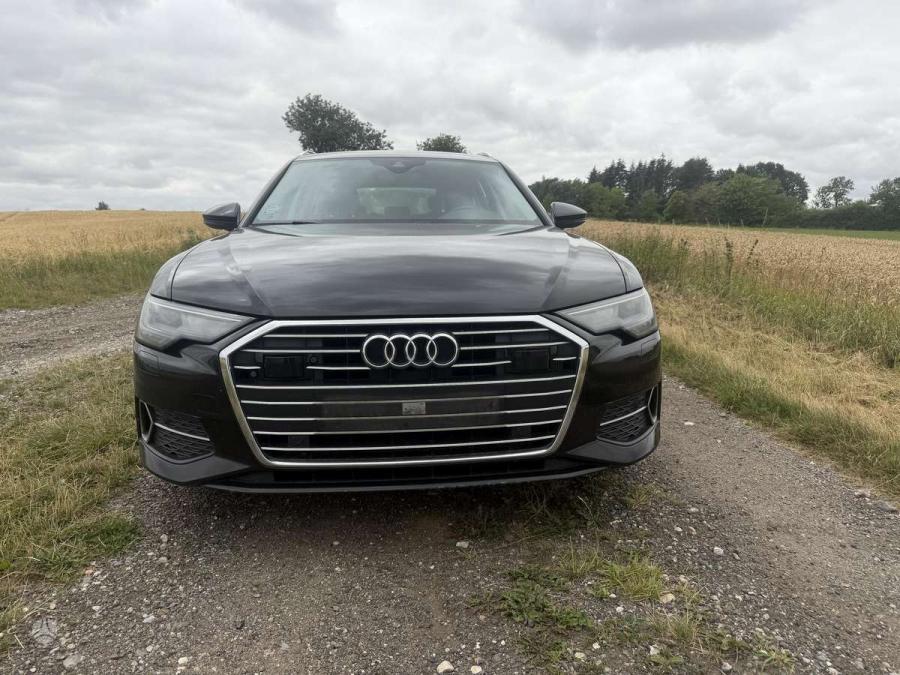 Black Audi A6 2019 in Panevezys, with an engine capacity of 1.97 L and mileage of 242 thousand km for 17200 €, photo 4 on AUTOMOTO.COM.LV