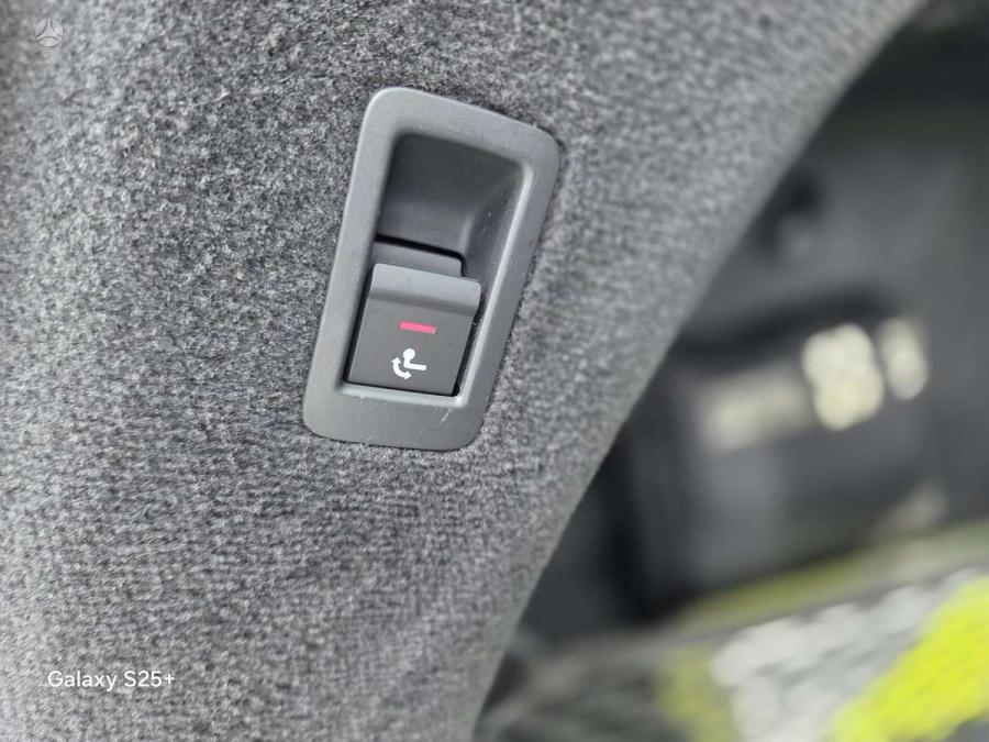 Melns Audi A6 2019 Klaipėda, ar dzinēja tilpumu 1.97 L un nobraukumu 242 tūkst. km par 18900 €, foto 21 vietnē AUTOMOTO.COM.LV