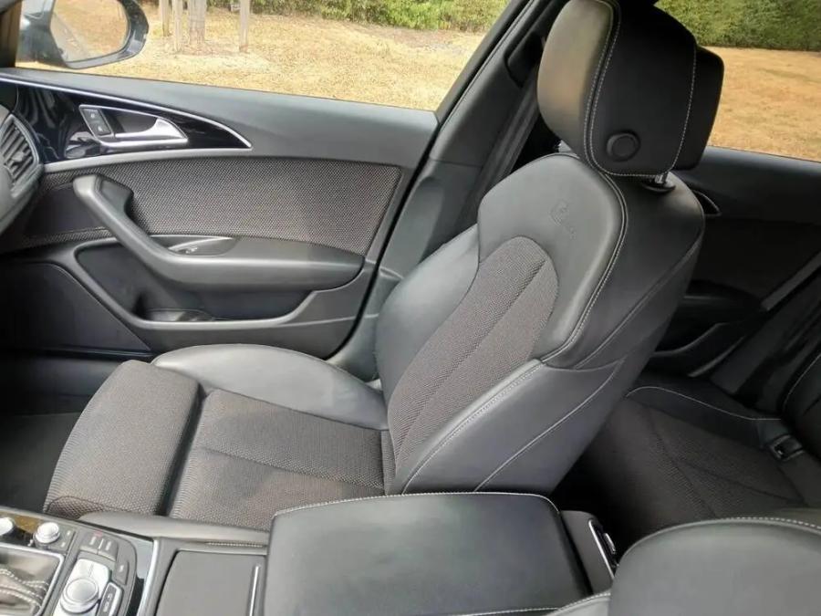 Black Audi A6 2019 in Marupe, with an engine capacity of 3.00 L and mileage of 279 thousand km for 17990 €, photo 16 on AUTOMOTO.COM.LV