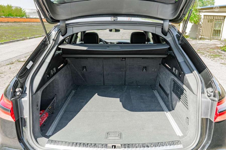 Black Audi A6 2019 in Klaipeda, with an engine capacity of 3.00 L and mileage of 141 thousand km for 25000 €, photo 8 on AUTOMOTO.COM.LV