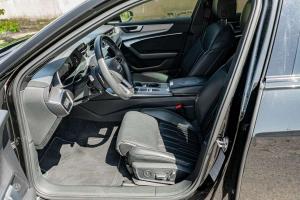 Black Audi A6 2019 in Klaipeda, with an engine capacity of 3.00 L and mileage of 141 thousand km for 25000 €, photo 22 on AUTOMOTO.COM.LV