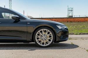 Black Audi A6 2019 in Klaipeda, with an engine capacity of 3.00 L and mileage of 141 thousand km for 25000 €, photo 24 on AUTOMOTO.COM.LV