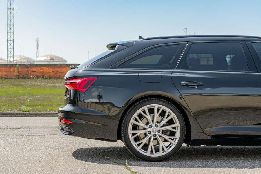 Black Audi A6 2019 in Klaipeda, with an engine capacity of 3.00 L and mileage of 141 thousand km for 25000 €, photo 25 on AUTOMOTO.COM.LV