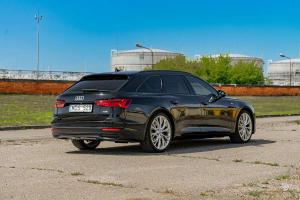 Black Audi A6 2019 in Klaipeda, with an engine capacity of 3.00 L and mileage of 141 thousand km for 25000 €, photo 26 on AUTOMOTO.COM.LV