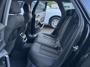 Black Audi A6 2019 in Jonava, with an engine capacity of 2.00 L and mileage of 205 thousand km for 17499 €, photo 37 on AUTOMOTO.COM.LV