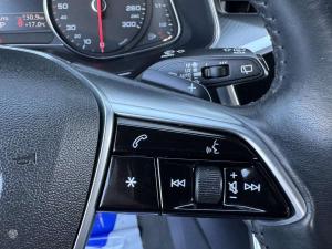 Black Audi A6 2019 in Jonava, with an engine capacity of 2.00 L and mileage of 205 thousand km for 17499 €, photo 43 on AUTOMOTO.COM.LV