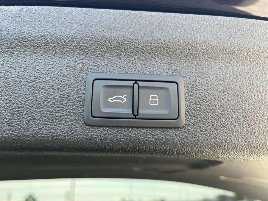 Melns Audi A6 2019 Tauragė, ar dzinēja tilpumu 1.97 L un nobraukumu 318 tūkst. km par 19000 €, foto 20 vietnē AUTOMOTO.COM.LV