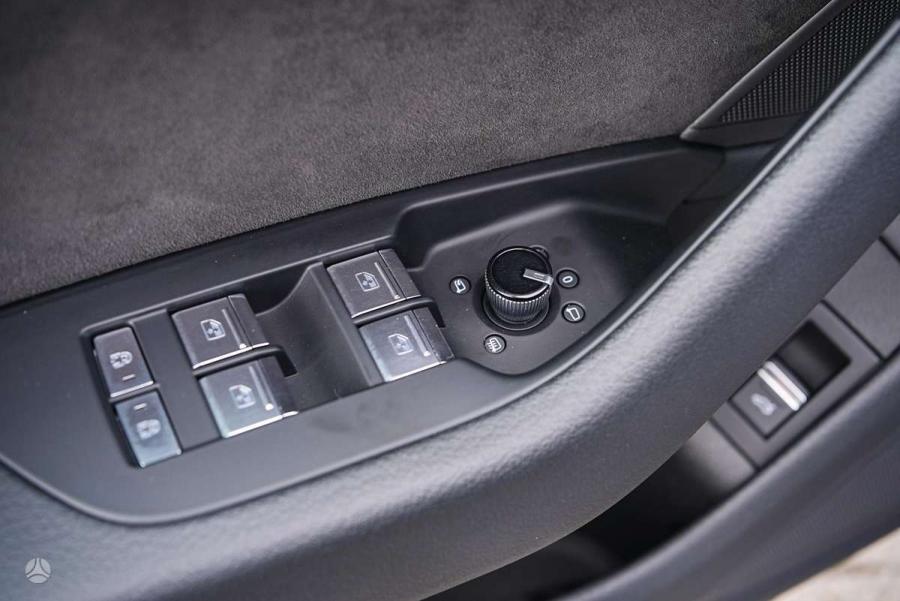 Black Audi A6 2019 in Kaunas, with an engine capacity of 1.97 L and mileage of 163 thousand km for 26450 €, photo 34 on AUTOMOTO.COM.LV