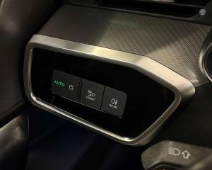 Melns Audi A6 2019 Marijampole, ar dzinēja tilpumu 1.97 L un nobraukumu 243 tūkst. km par 19999 €, foto 13 vietnē AUTOMOTO.COM.LV