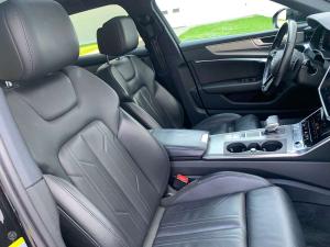 Black Audi A6 2020 in Riga, with an engine capacity of 2.97 L and mileage of 231 thousand km for 21999 €, photo 13 on AUTOMOTO.COM.LV