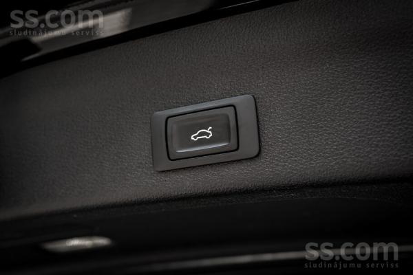 Black Audi A6 2020 in Riga, with an engine capacity of 3.00 L and mileage of 159 thousand km for 22990 €, photo 9 on AUTOMOTO.COM.LV