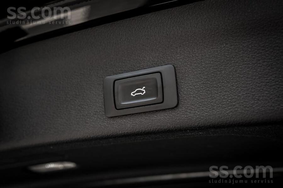 Black Audi A6 2020 in Riga, with an engine capacity of 3.00 L and mileage of 159 thousand km for 22990 €, photo 10 on AUTOMOTO.COM.LV