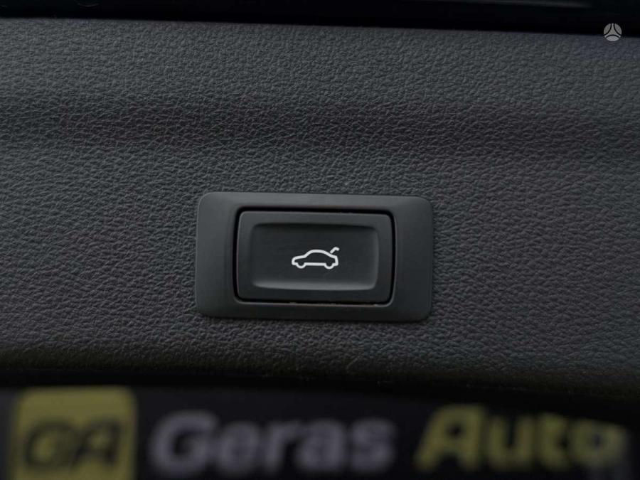 Black Audi A6 2020 in Vilnius, with an engine capacity of 1.97 L and mileage of 222 thousand km for 21950 €, photo 14 on AUTOMOTO.COM.LV
