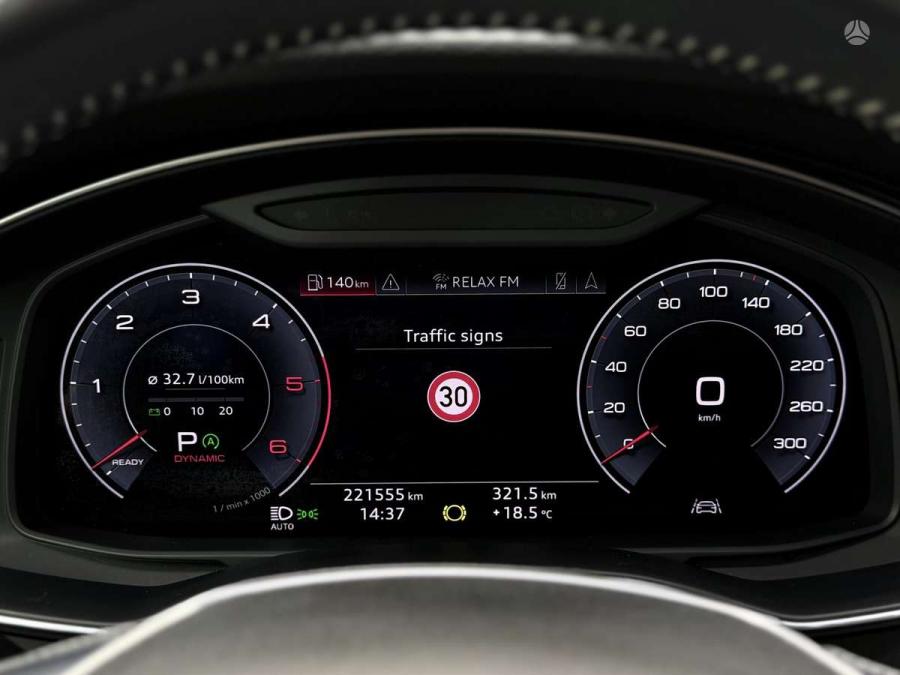 Black Audi A6 2020 in Vilnius, with an engine capacity of 1.97 L and mileage of 222 thousand km for 21950 €, photo 30 on AUTOMOTO.COM.LV