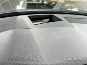 Black Audi A6 2020 in Tallinn, with an engine capacity of 2.00 L and mileage of 122 thousand km for 30990 €, photo 17 on AUTOMOTO.COM.LV