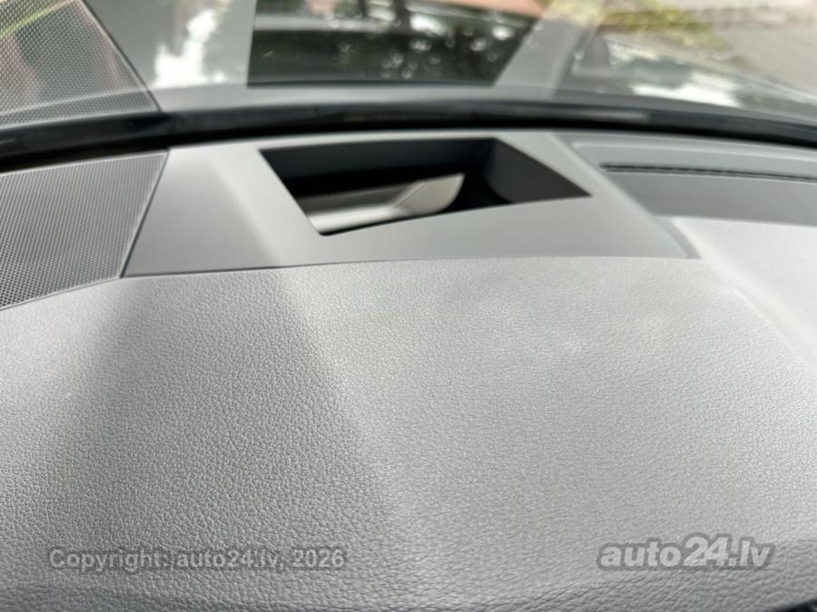 Black Audi A6 2020 in Tallinn, with an engine capacity of 2.00 L and mileage of 122 thousand km for 30990 €, photo 17 on AUTOMOTO.COM.LV