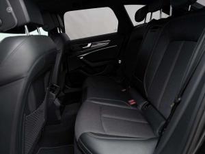 Melns Audi A6 2020 Viļņa, ar dzinēja tilpumu 1.97 L un nobraukumu 222 tūkst. km par 21950 €, foto 12 vietnē AUTOMOTO.COM.LV