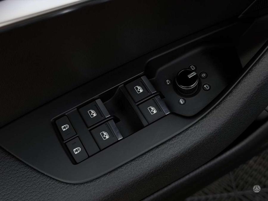 Melns Audi A6 2020 Viļņa, ar dzinēja tilpumu 1.97 L un nobraukumu 222 tūkst. km par 21950 €, foto 22 vietnē AUTOMOTO.COM.LV