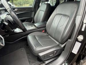 Black Audi A6 2020 in Kaunas, with an engine capacity of 3.00 L and mileage of 175 thousand km for 23750 €, photo 16 on AUTOMOTO.COM.LV