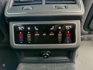 Black Audi A6 2020 in Kaunas, with an engine capacity of 3.00 L and mileage of 175 thousand km for 23750 €, photo 38 on AUTOMOTO.COM.LV