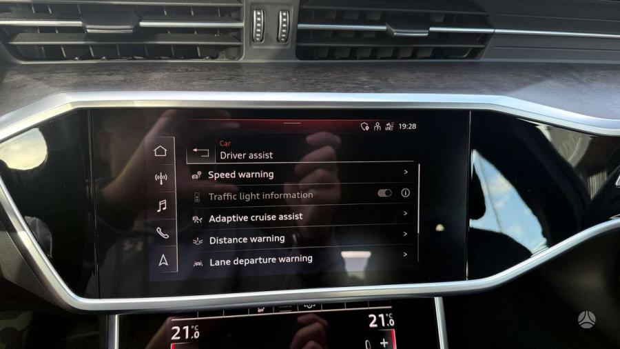 Black Audi A6 2021 in Vilnius, with an engine capacity of 1.97 L and mileage of 139 thousand km for 25290 €, photo 23 on AUTOMOTO.COM.LV