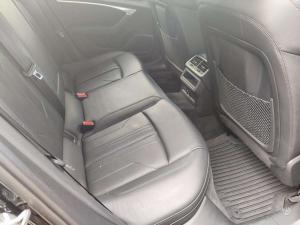 Black Audi A6 2021 in Kaunas, with an engine capacity of 1.97 L and mileage of 225 thousand km for 20700 €, photo 23 on AUTOMOTO.COM.LV