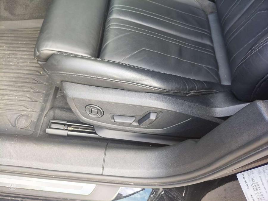 Black Audi A6 2021 in Kaunas, with an engine capacity of 1.97 L and mileage of 225 thousand km for 20700 €, photo 37 on AUTOMOTO.COM.LV