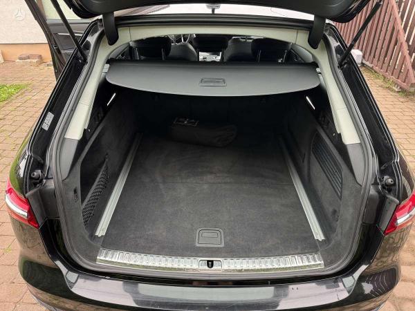 Black Audi A6 2021 in Vilnius, with an engine capacity of 2.97 L and mileage of 267 thousand km for 21500 €, photo 11 on AUTOMOTO.COM.LV