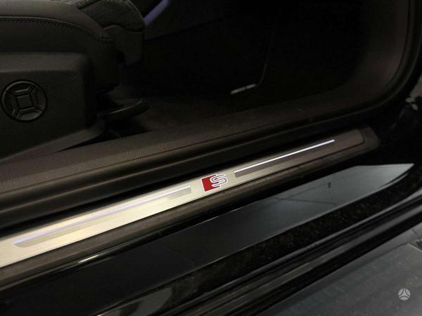 Melns Audi A6 2022 Viļņa, ar dzinēja tilpumu 2.00 L un nobraukumu 144 tūkst. km par 31555 €, foto 9 vietnē AUTOMOTO.COM.LV