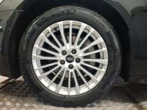 Melns Audi A6 2022 Viļņa, ar dzinēja tilpumu 2.00 L un nobraukumu 97 tūkst. km par 28400 €, foto 6 vietnē AUTOMOTO.COM.LV