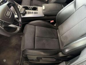 Black Audi A6 2022 in Vilnius, with an engine capacity of 2.00 L and mileage of 144 thousand km for 31777 €, photo 14 on AUTOMOTO.COM.LV