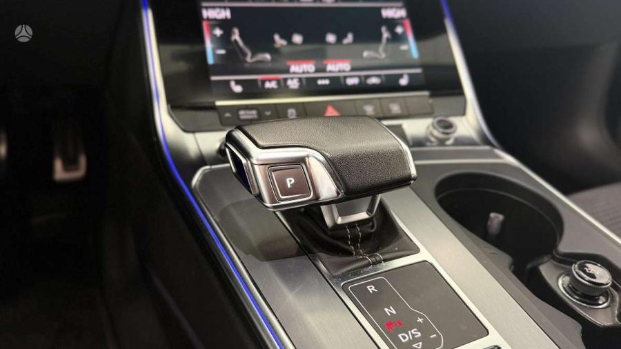 Black Audi A6 2022 in Vilnius, with an engine capacity of 2.00 L and mileage of 144 thousand km for 31777 €, photo 32 on AUTOMOTO.COM.LV