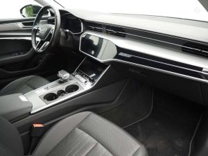 Black Audi A6 2022 in Vilnius, with an engine capacity of 2.00 L and mileage of 97 thousand km for 28400 €, photo 13 on AUTOMOTO.COM.LV