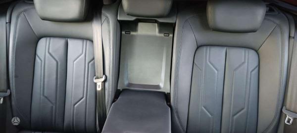 Black Audi A6 2023 in Siauliai, with an engine capacity of 1.97 L and mileage of 145 thousand km for 29500 €, photo 11 on AUTOMOTO.COM.LV