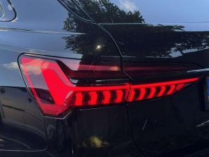 Black Audi A6 2023 in Vilnius, with an engine capacity of 1.97 L and mileage of 88 thousand km for 35590 €, photo 3 on AUTOMOTO.COM.LV