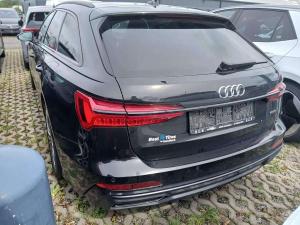 Black Audi A6 2023 in Vilnius, with an engine capacity of 1.98 L and mileage of 124 thousand km for 33333 €, photo 4 on AUTOMOTO.COM.LV